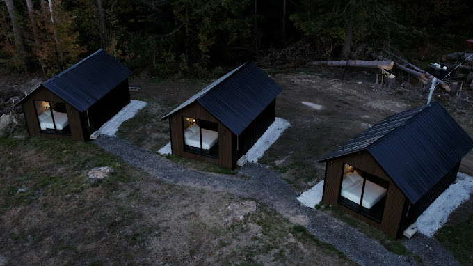 EmRose Luxury Cabins - Brandon Chamber